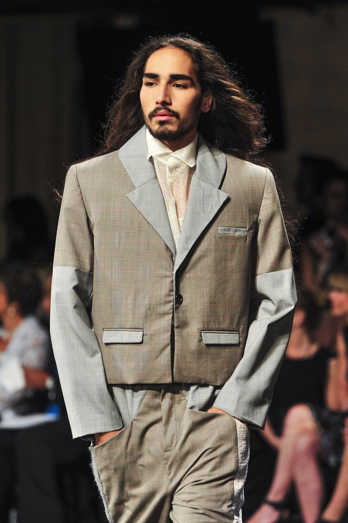 Qué es el boxy fit o la moda de la silueta cuadrada