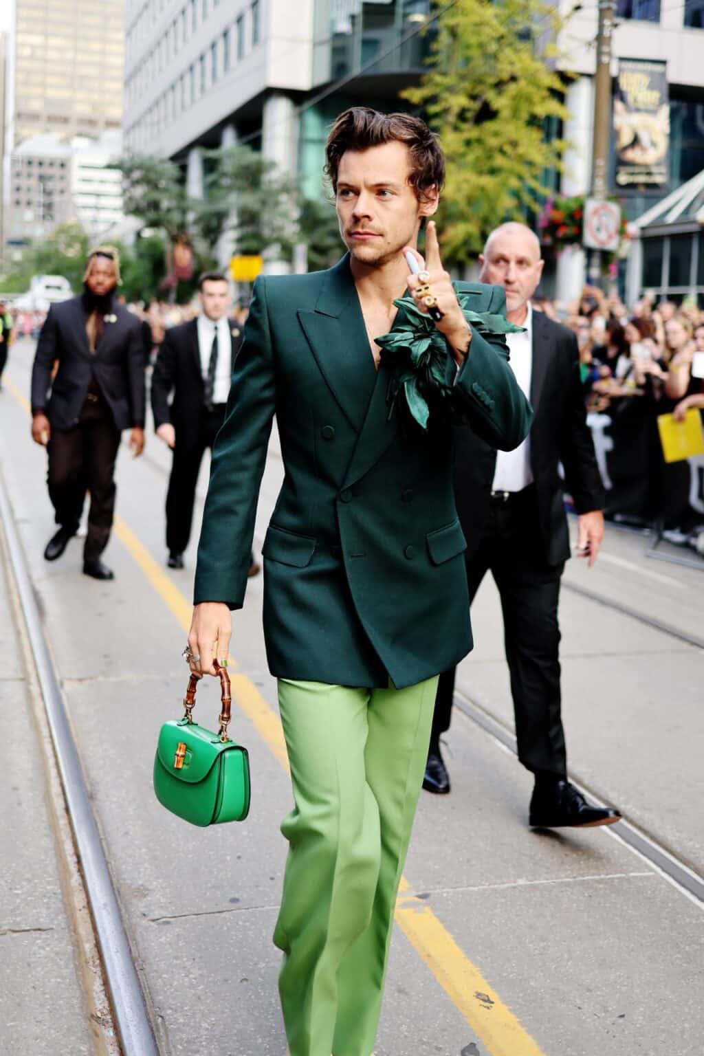 Los looks de Harry Styles que siempre serán fuente de inspiración