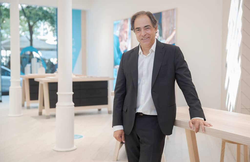 Philip Morris abre el primer espacio en Barcelona | Gentleman - El ...